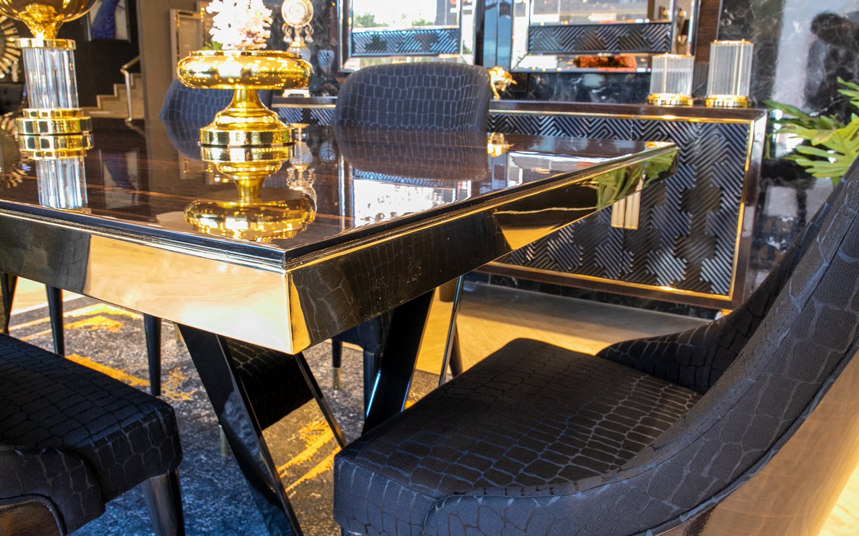 Luxury Dining Room Set 3